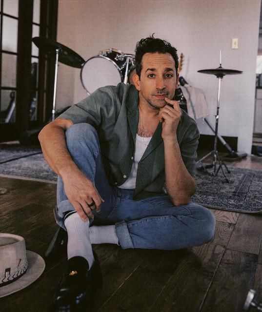 EASY DOES IT - GoldFord - LETRAS.COM