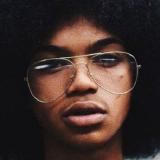 LOVE ME BACK - Trinidad Cardona - LETRAS.COM