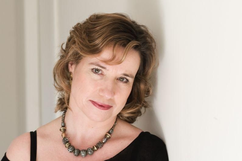 Maggie MacInnes - Cifra Club