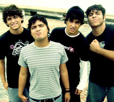 Catch Side fotos (18 fotos) - LETRAS.COM