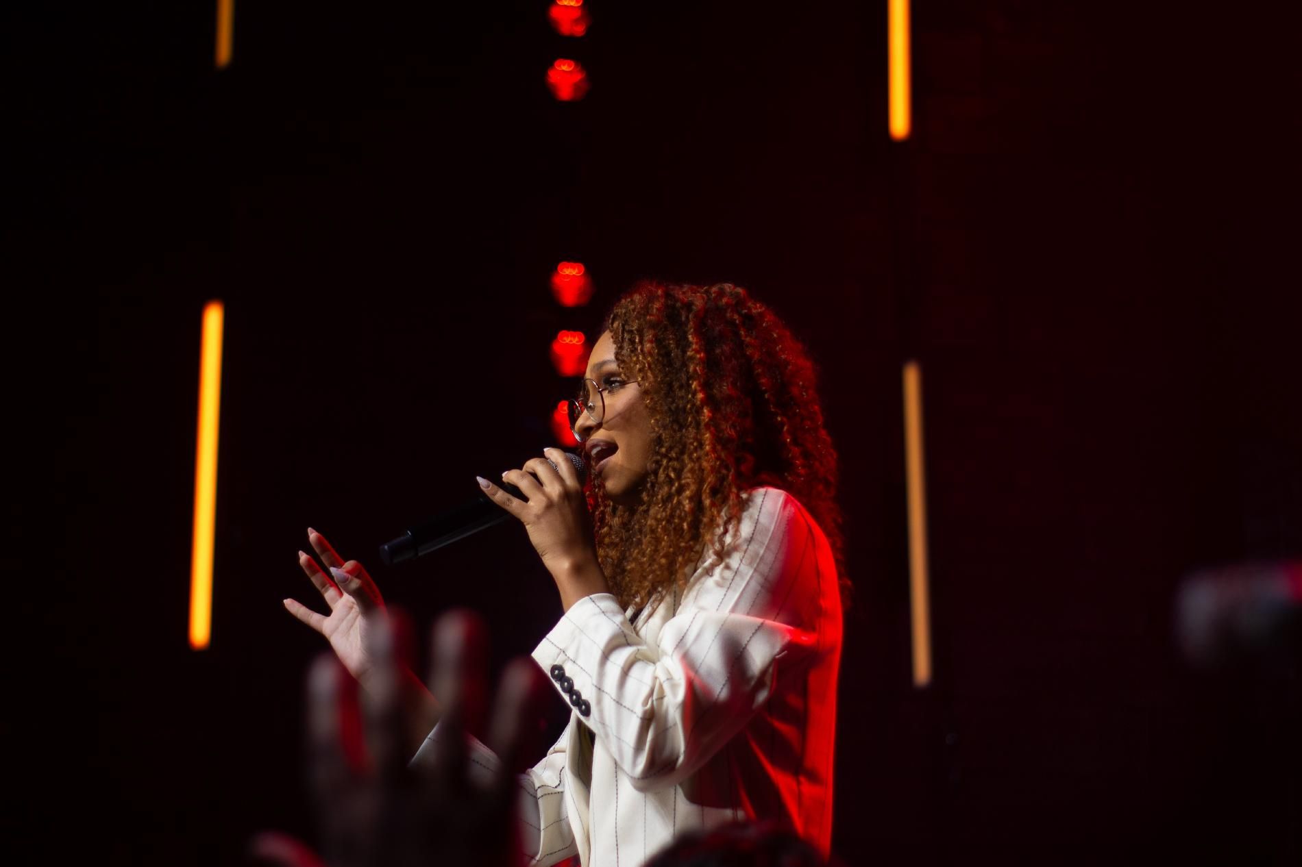 Pamela Oliveira - LETRAS.COM (6 canciones)