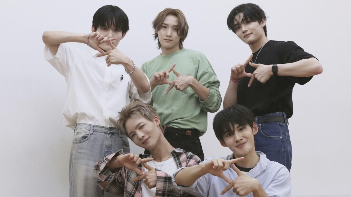 Shattered (English Version) - 1VERSE - LETRAS.MUS.BR