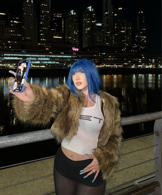 HERMANAS DE LECHE (PART. BELLAKATH) - Mont - LETRAS.COM