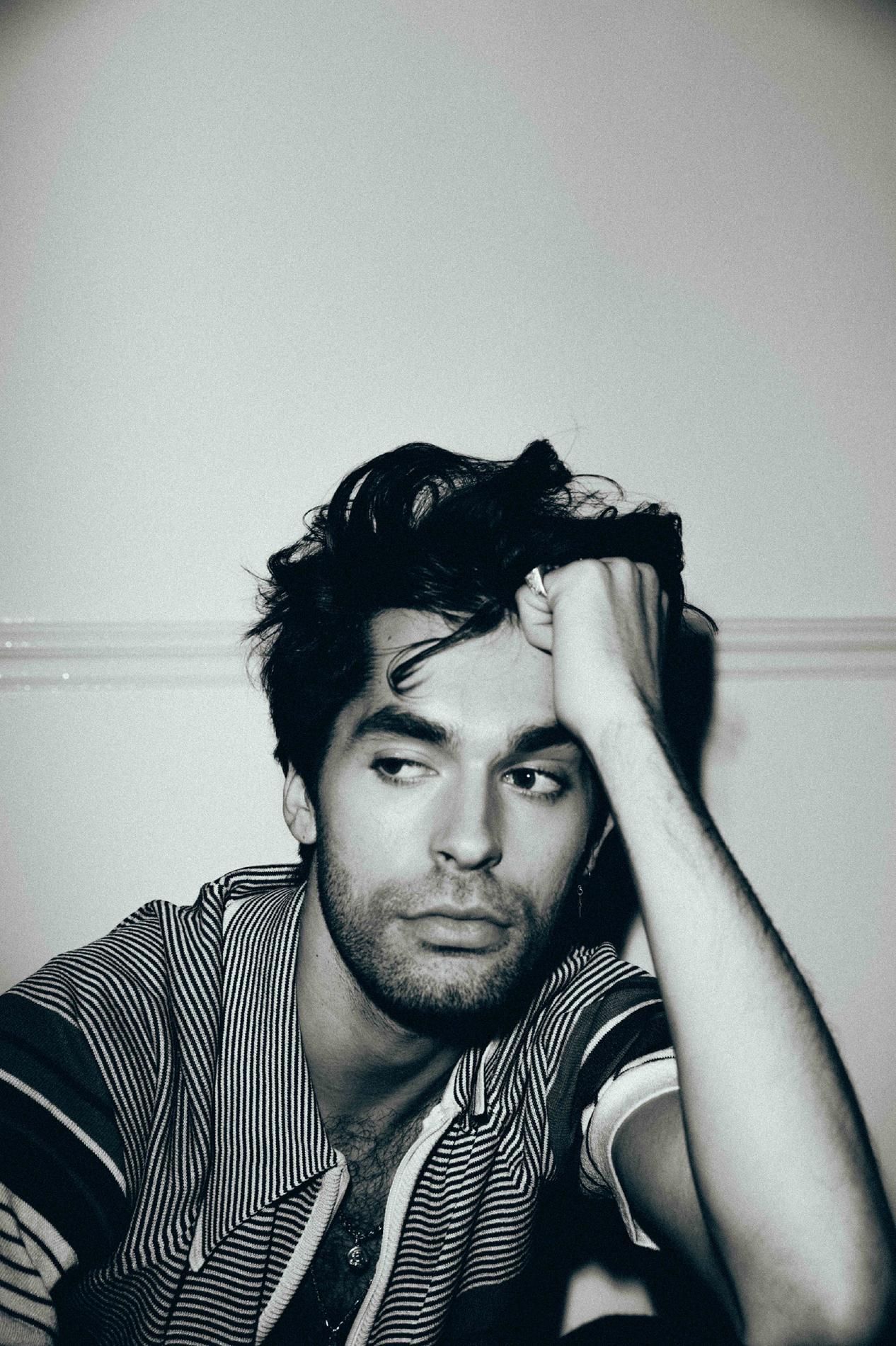 Bobi Andonov fotos (6 fotos) - LETRAS.MUS.BR