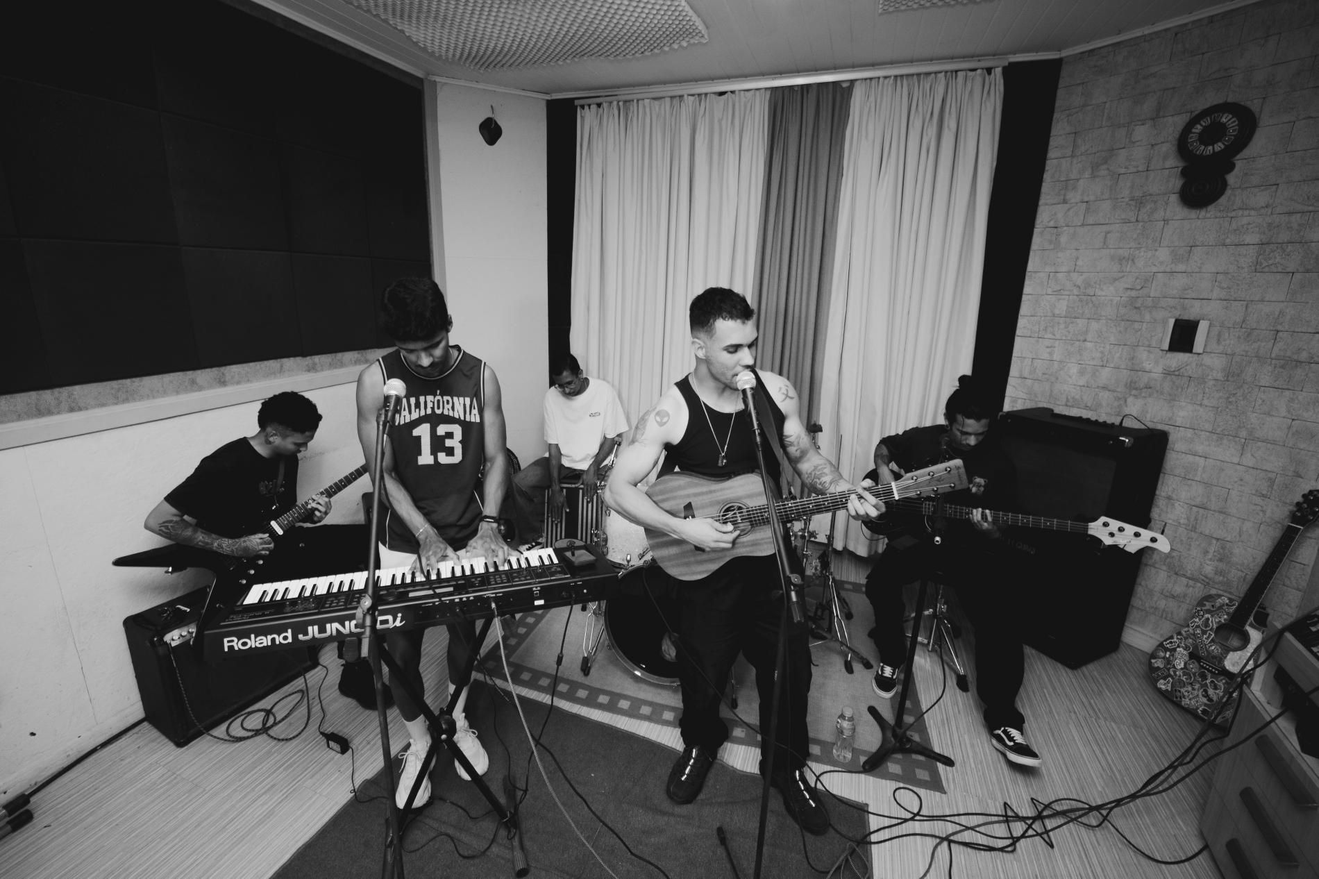 The Mythz - LETRAS.COM (3 canciones)